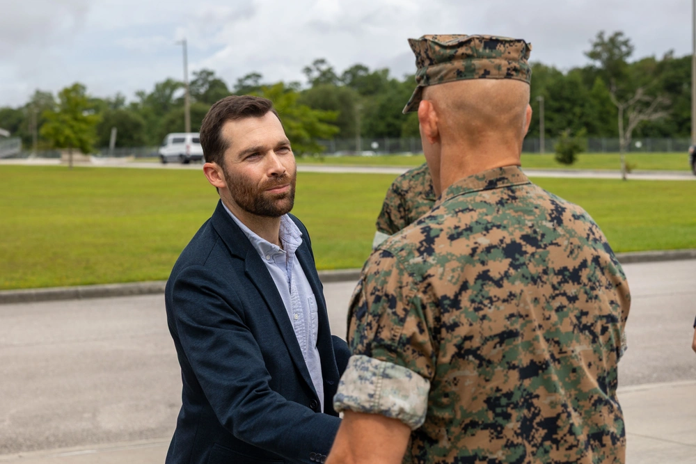 DVIDS - Images - Eric McCrery, Defense Policy Advisor, Visits MARSOC ...