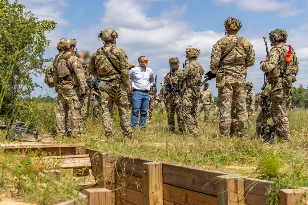 DVIDS - Images - ASW (SOLIC) Visits 7th Special Forces Group (Airborne ...