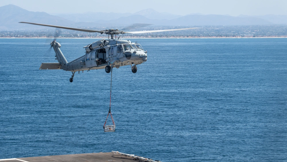 DVIDS - Images - USS Theodore Roosevelt Ammunition Transfer [Image 11 of 11]