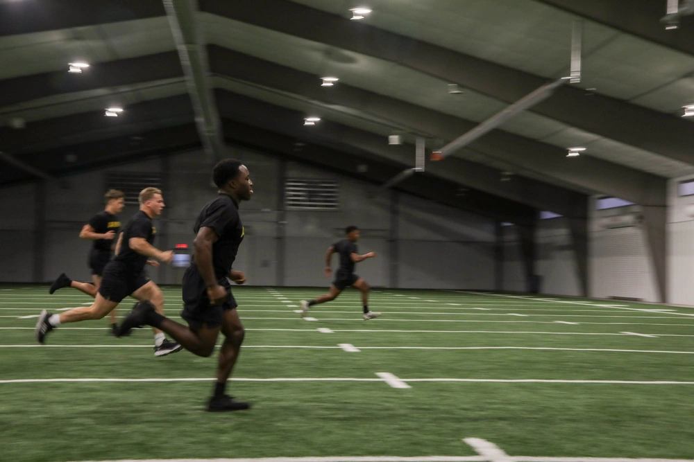 DVIDS - Images - Soldiers run during the sprint drag carry [Image 3 of 5]