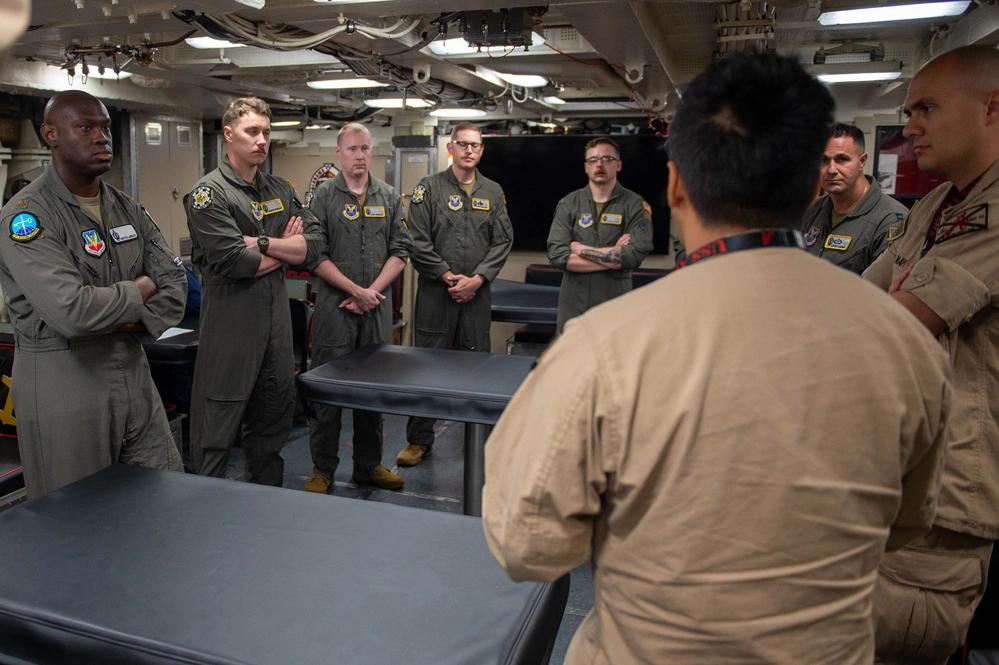 DVIDS - Images - 315 Weapons Squadron tours USS Alabama [Image 11 of 12]