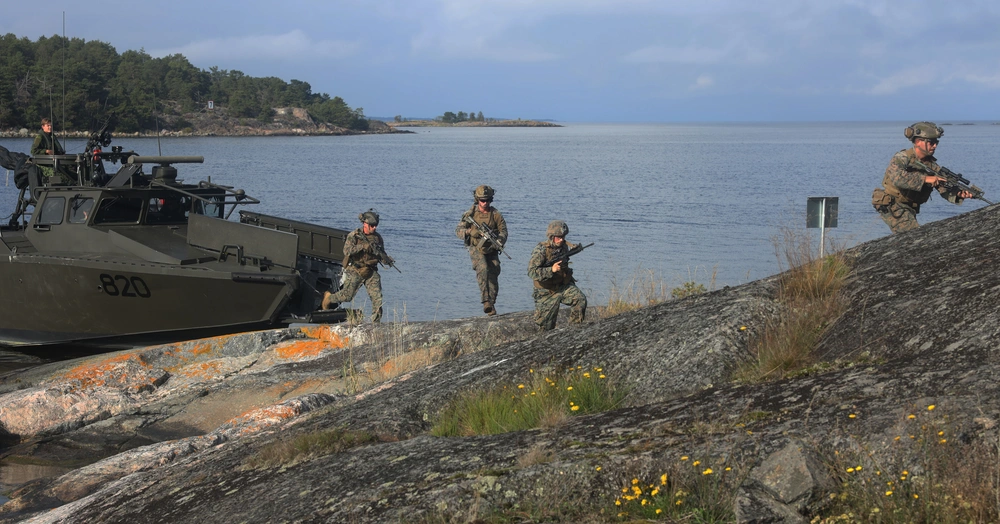 DVIDS - Images - U.S. Marines, Swedish forces sharpen sea control ...