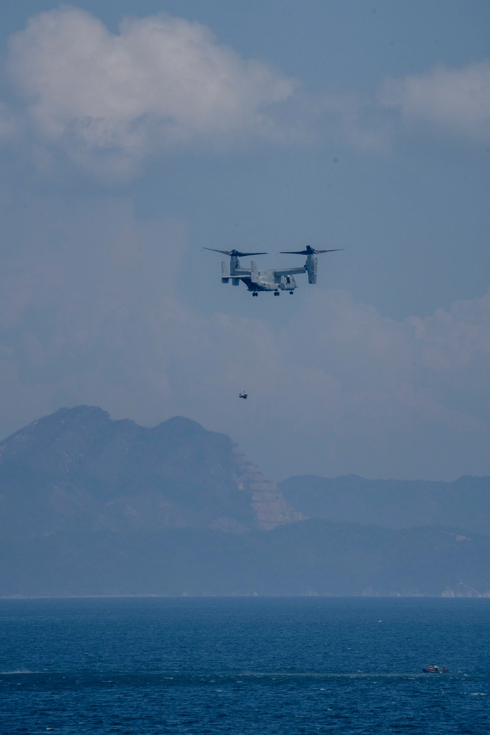 DVIDS - Images - U.S. Marines demonstrate search and rescue ...