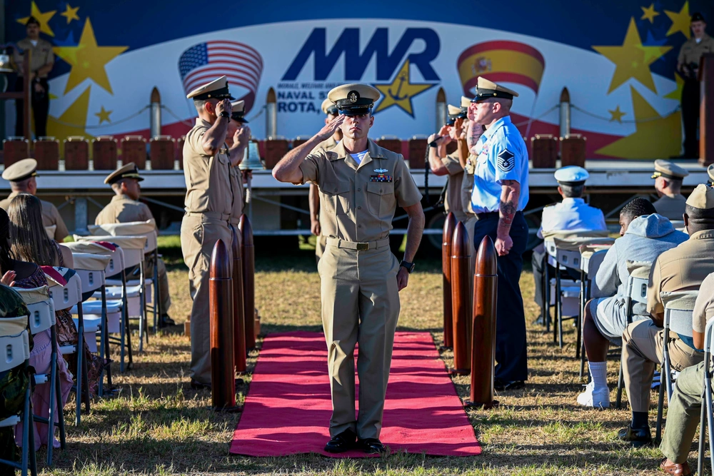 DVIDS - Images - NAVSTA Rota Chief Pinning Ceremony [Image 12 of 20]