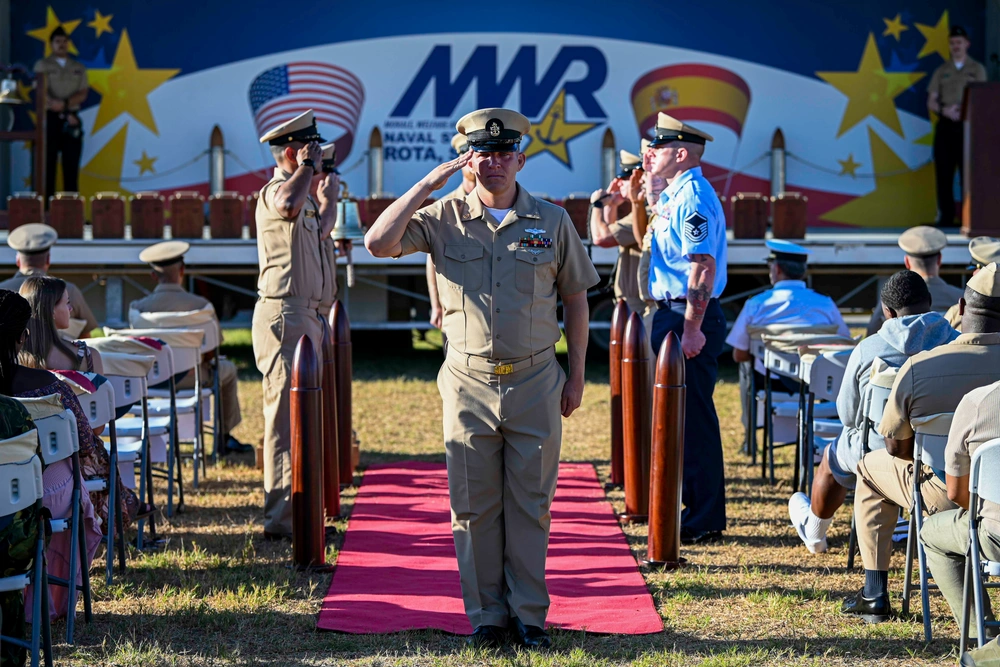 DVIDS - Images - NAVSTA Rota Chief Pinning Ceremony [Image 14 of 20]