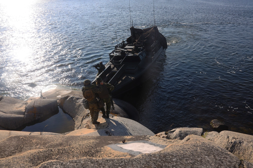 DVIDS - Images - U.S. Marines, Swedish forces sharpen littoral combat ...