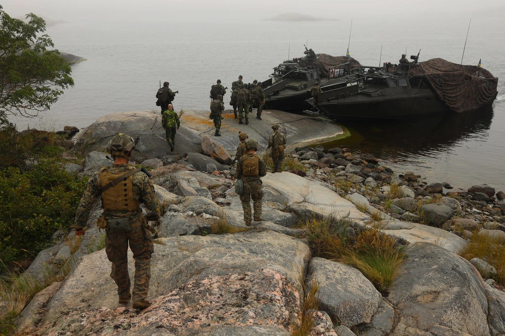 DVIDS - Images - U.S. Marines, Swedish forces sharpen littoral combat ...