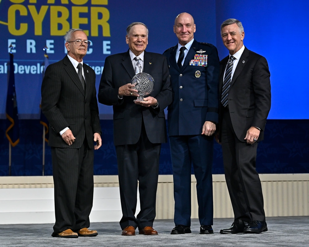 DVIDS - Images - CSAF Allvin awards retired Gens. Jumper, Breedlove ...