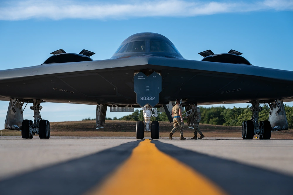 DVIDS - Images - B-2 Spirit makes historic appearance at Pease ANGB ...