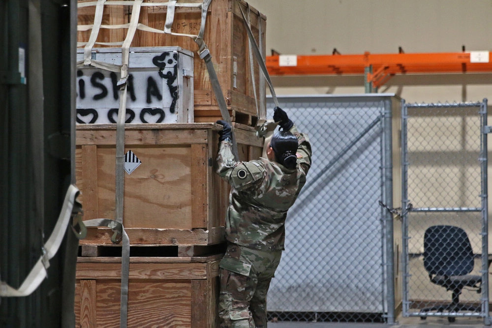DVIDS - Images - 593d CSC Air Load Training [Image 9 of 9]
