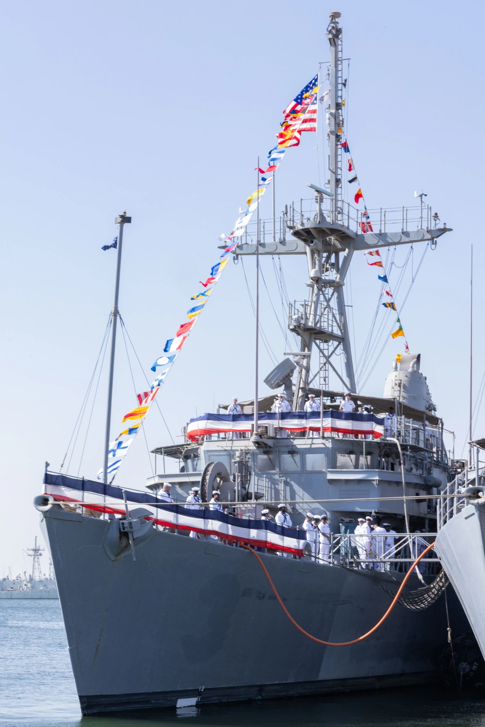 DVIDS - Images - USS Sentry (MCM 3) Decomissioning [Image 1 of 4]