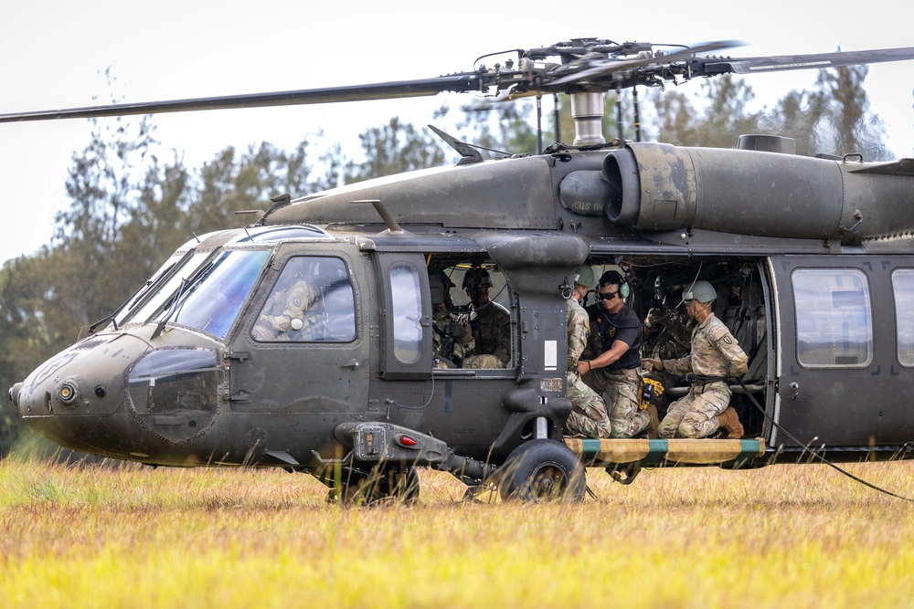 DVIDS - Images - 25th CAB Supports Lightning Academy Air Assault ...