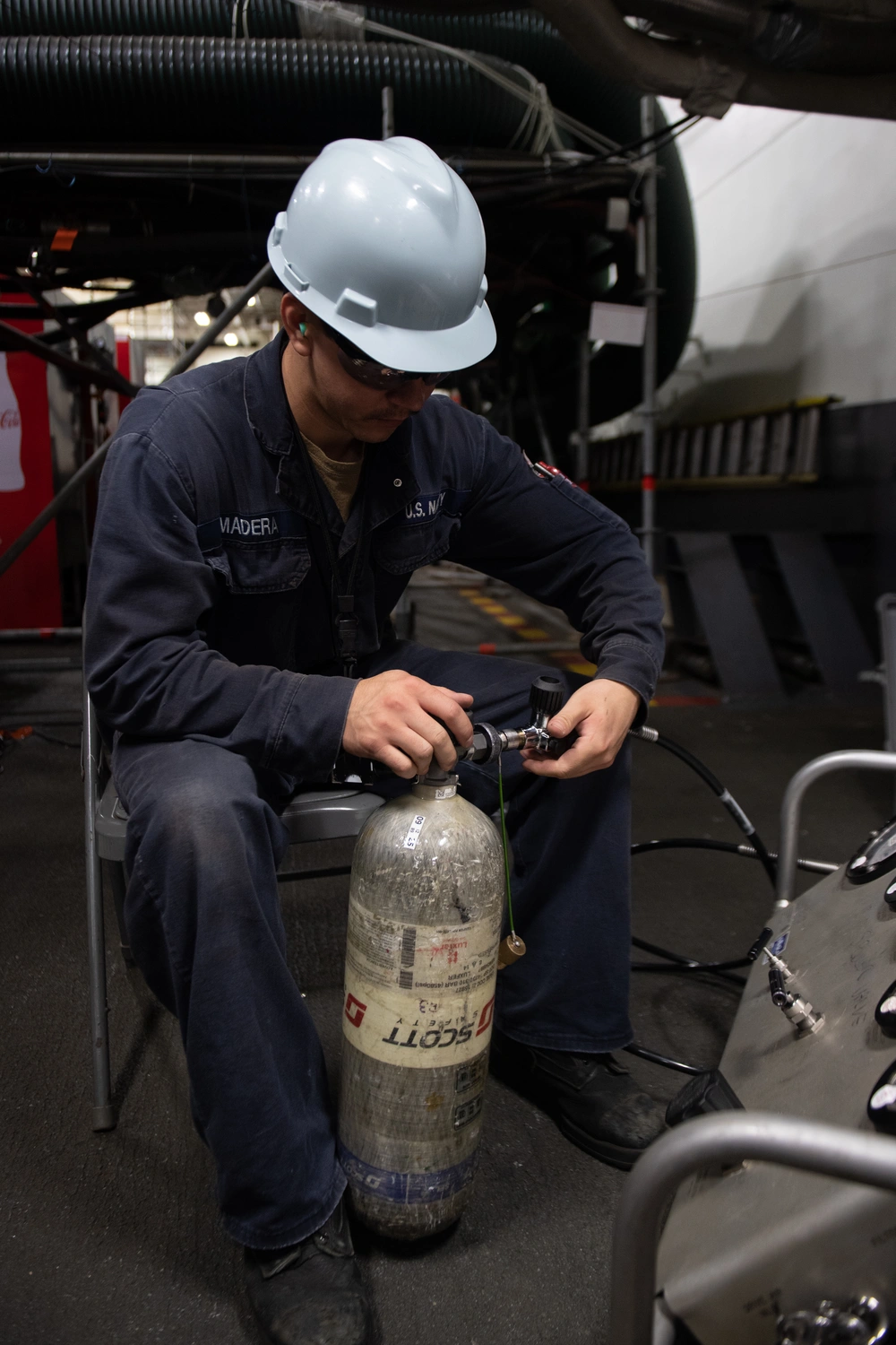 DVIDS - Images - Ronald Reagan Maintains Readiness [Image 2 of 6]