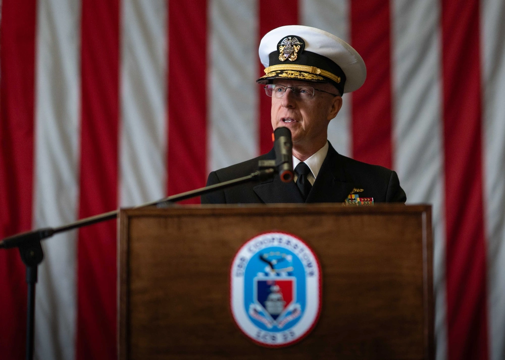 DVIDS - Images - USS Cooperstown (LCS 23) hosts USS Cole (DDG 67 ...