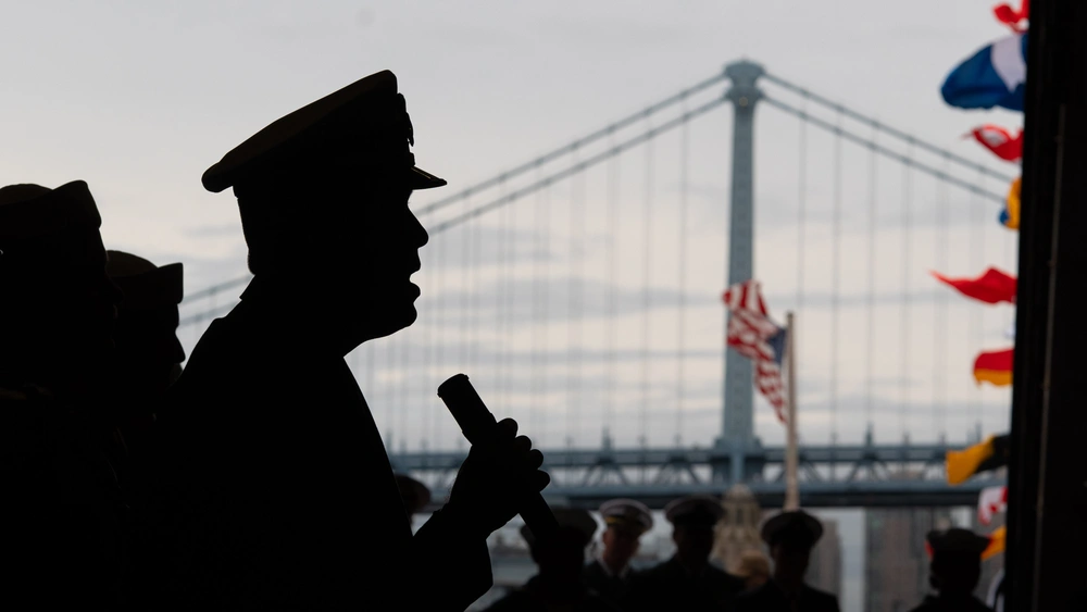 DVIDS - Images - USS Cooperstown (LCS 23) hosts USS Cole (DDG 67 ...