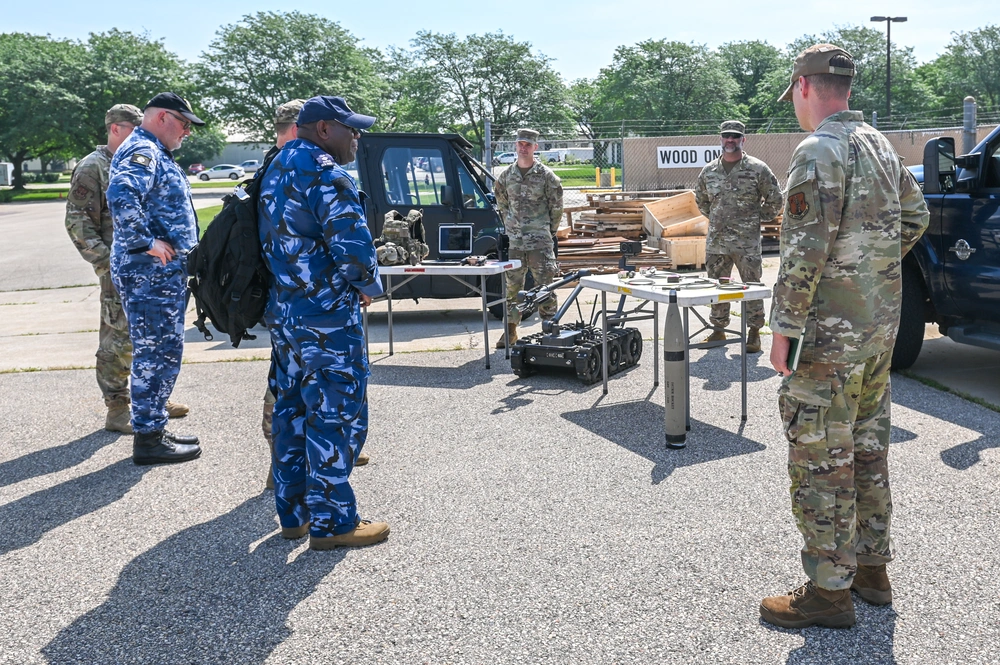 DVIDS - Images - Papua New Guinea Defence Force and Royal Australian ...