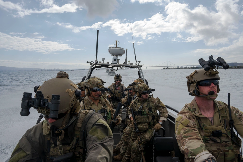 DVIDS - Images - U.S. Coast Guard Maritime Security Response Team (MSRT ...