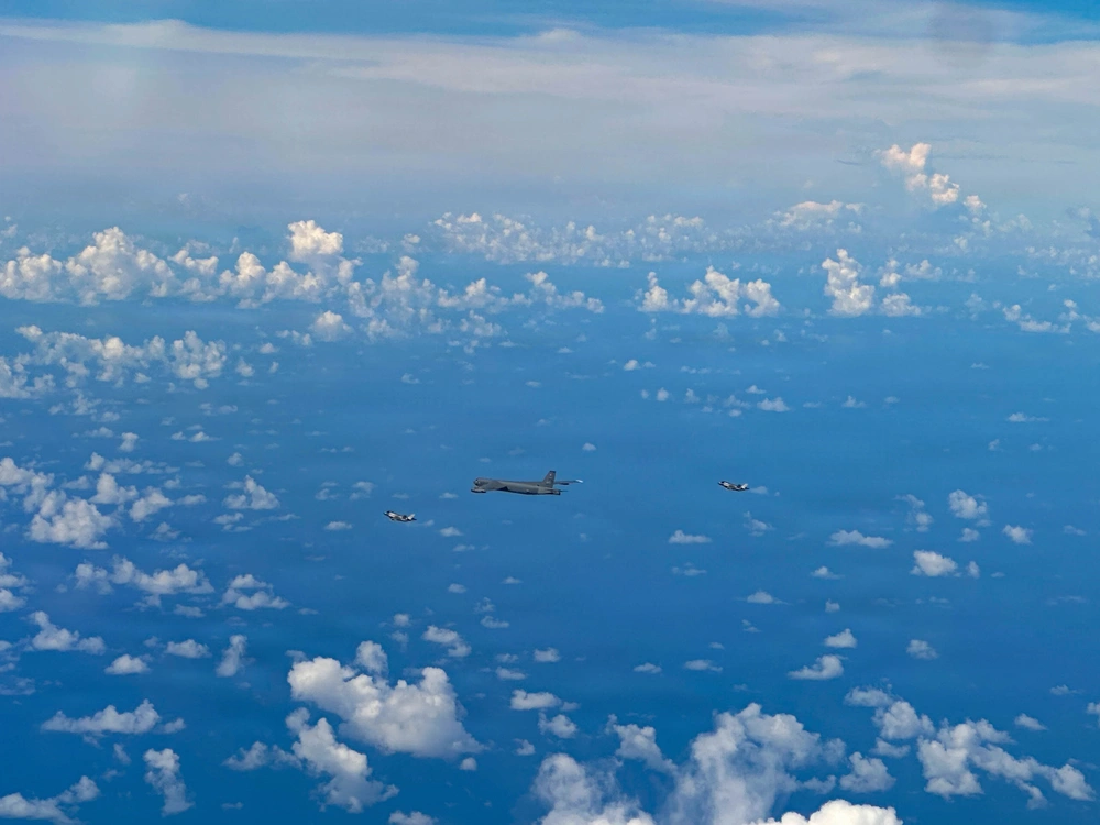 DVIDS - Images - B-52H, F35 conduct bomber attack demo [Image 6 of 18]