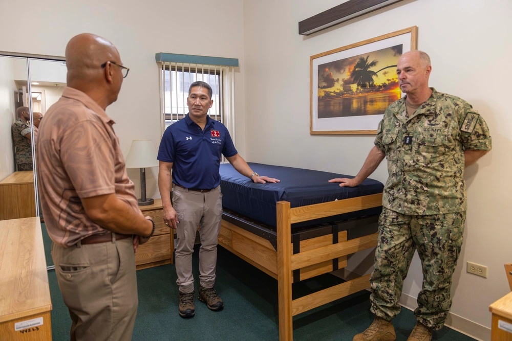 DVIDS - Images - UNSECNAV visits military installations and troops ...
