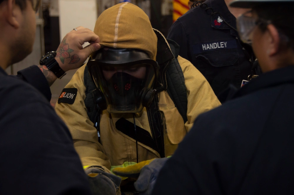 DVIDS - Images - Ronald Reagan Sailors Participate In 8010 Drill [Image ...