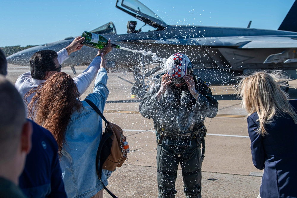 DVIDS - Images - NAS Oceana Airboss Farewell [Image 4 of 5]