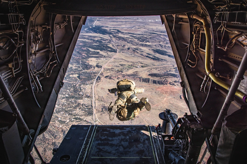 DVIDS - Images - The Originals free-fall from Marine Corps Osprey ...