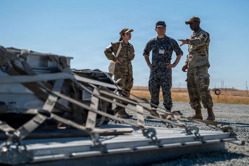 DVIDS - Images - Team Beale Welcomes Japan Air Self-Defense Force ...