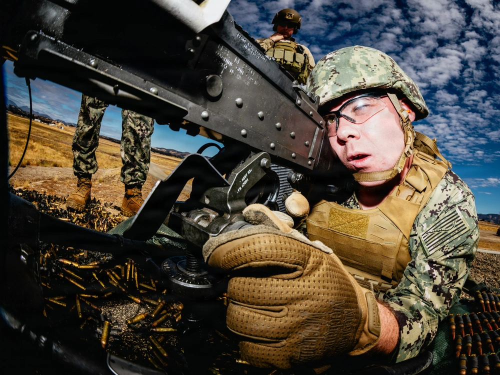 DVIDS - Images - NMCB-3 Seabees Shoot Crew Served Weapons [Image 5 of 18]