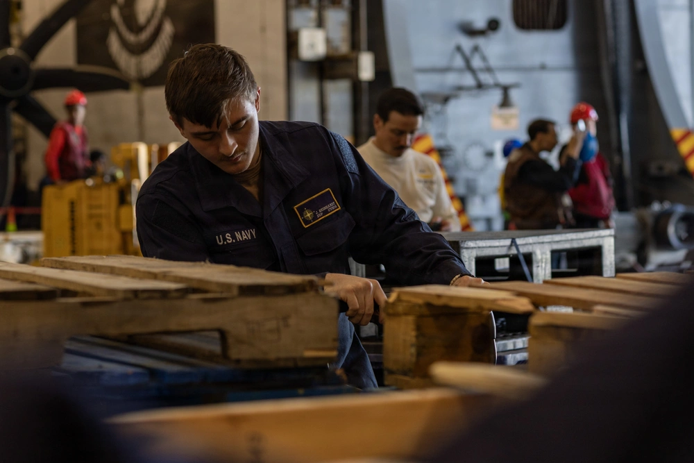 DVIDS - Images - USS Gerald R. Ford (CVN 78) Replenishment-at-Sea ...