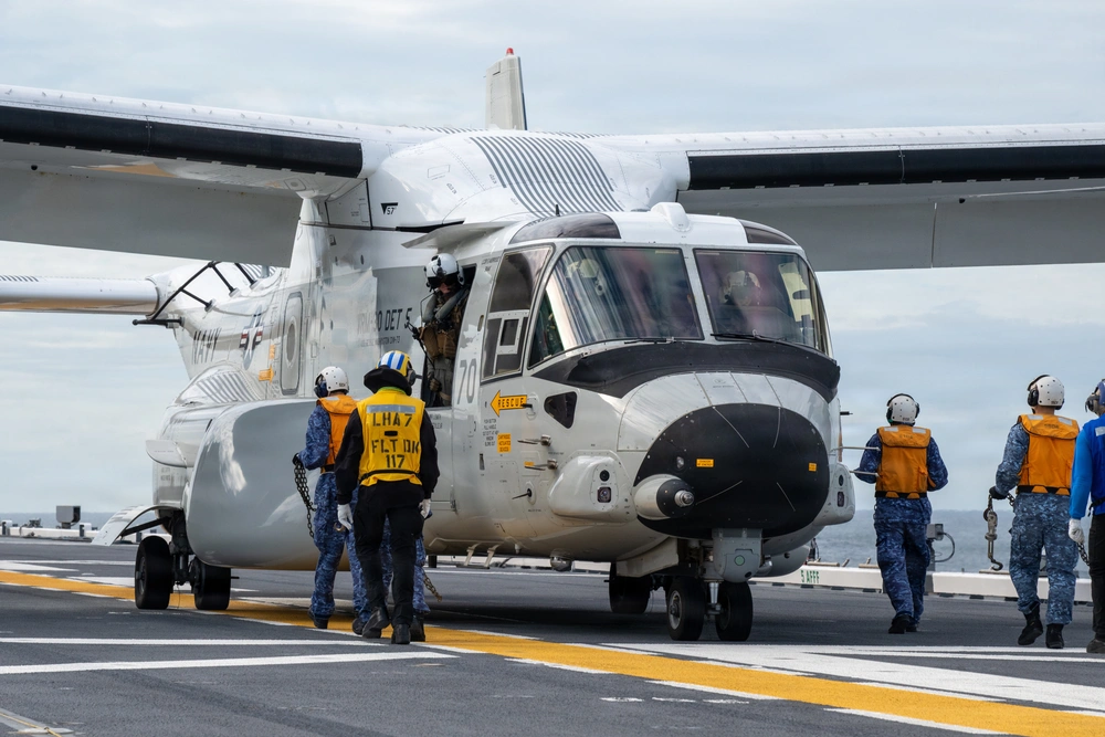 DVIDS - Images - U.S. Sailors and JMSDF members conduct flight ...