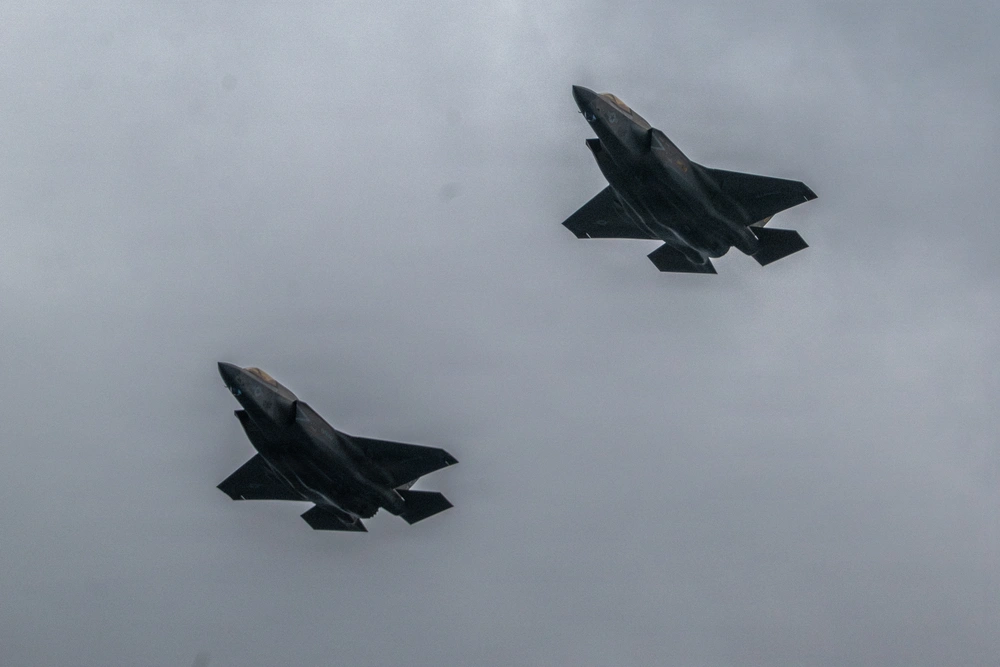 DVIDS - Images - U.S. Marines, Sailors and JMSDF members conduct flight ...