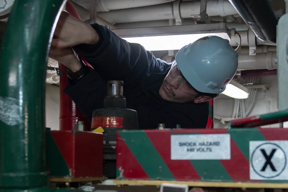 DVIDS - Images - Ronald Reagan Sailors Test Firefighting Stations ...