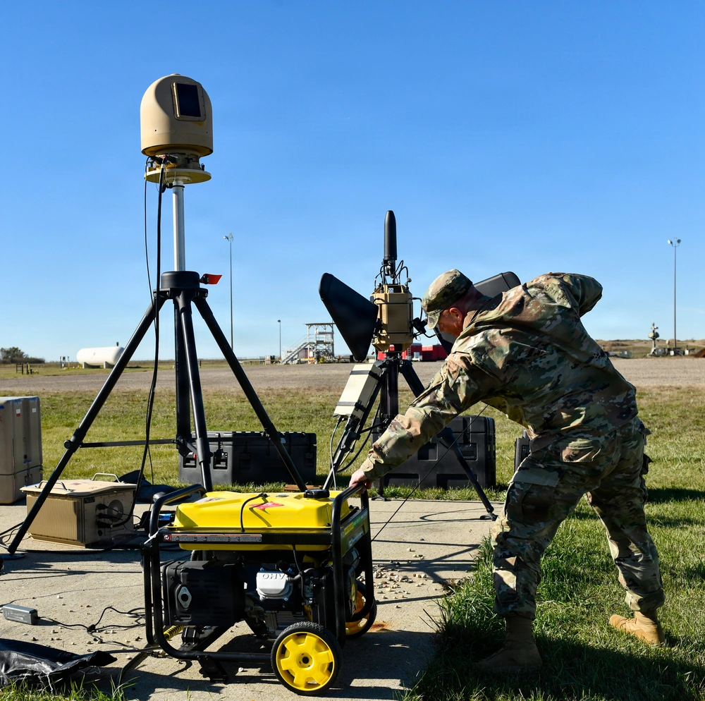 DVIDS - Images - USNORTHCOM C-sUAS Fly-Away Kit Certification [Image 15 ...