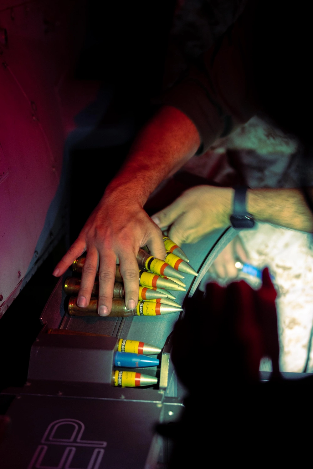 DVIDS - Images - 11th MEU Marines Load and Arm Weapons Systems on AH-1Z ...