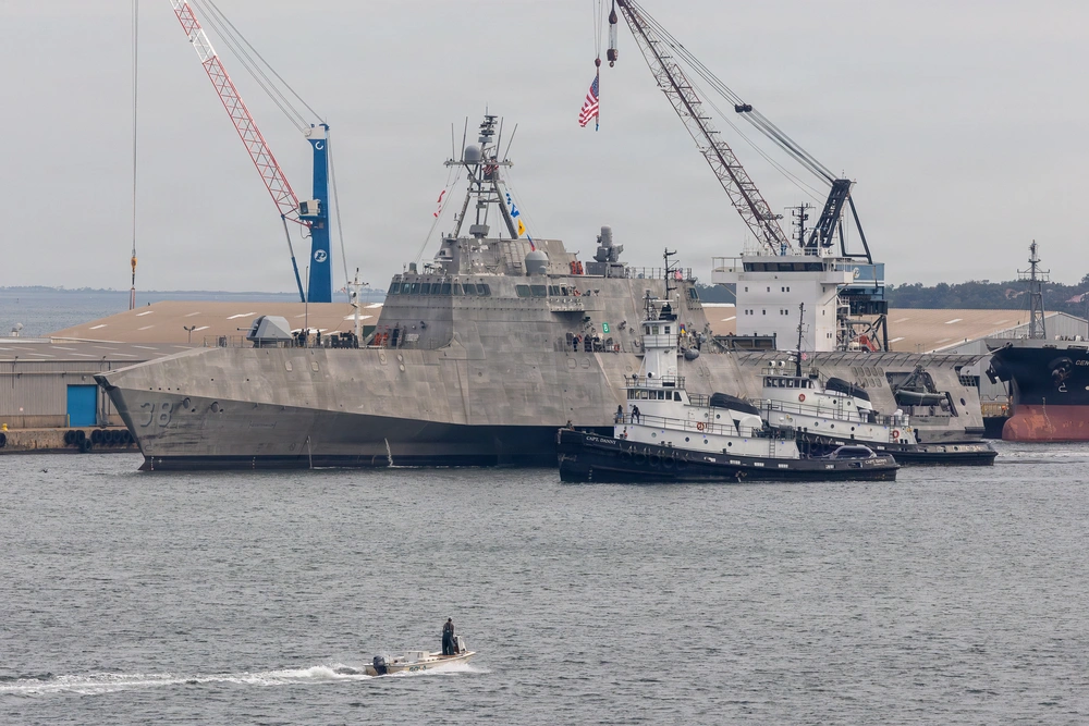 DVIDS - Images - USS Pierre Arrives in Panama City, Florida [Image 8 of 8]