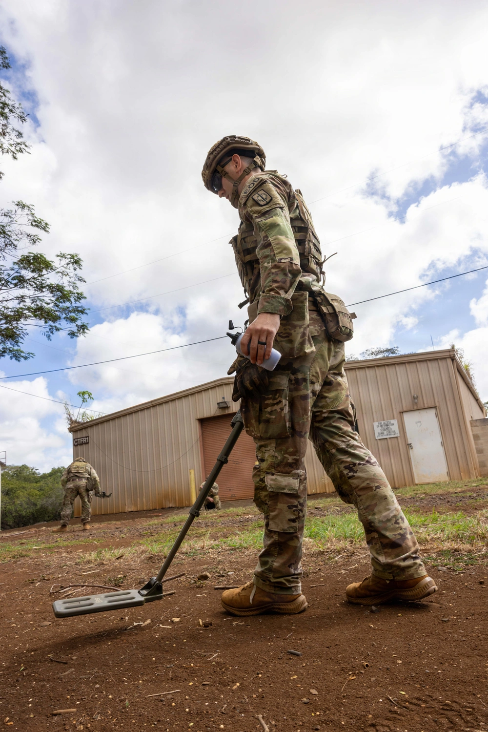DVIDS - Images - 74th Ordnance Company conduct training on EOD ...