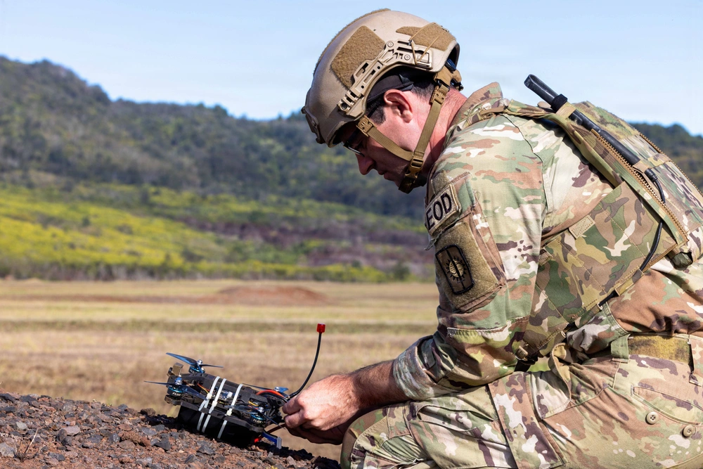 DVIDS - Images - 74th Explosive Ordnance Company and 2-27 Infantry ...