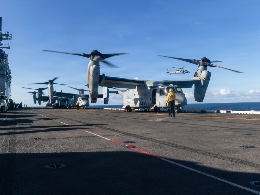 DVIDS - Images - 22nd MEU(SOC) | Flight Operations Aboard the USS Iwo ...