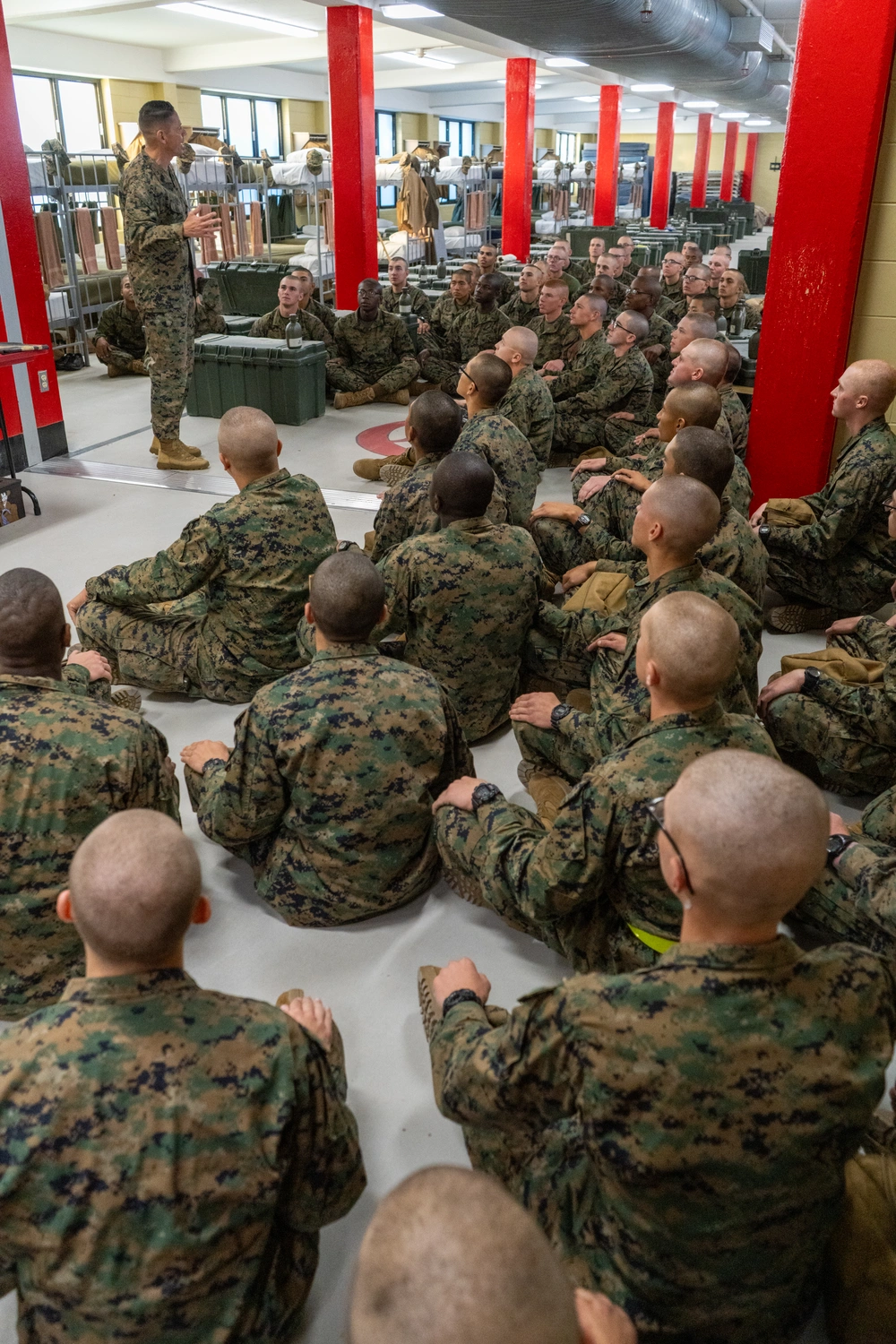 DVIDS - Images - SMMC Ruiz visits MCRD Parris Island [Image 15 of 17]