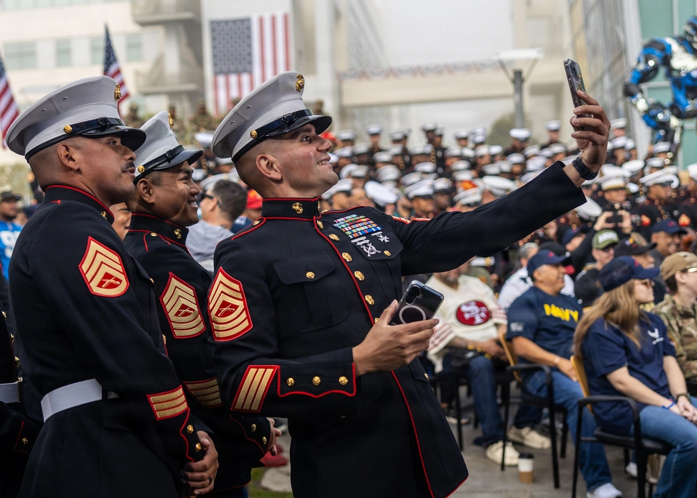DVIDS - Images - Camp Pendleton Marines Participate in the Fox NFL ...