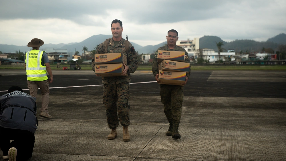 DVIDS - Images - U.S. Marines Support Delivery of Family Food Packs in ...