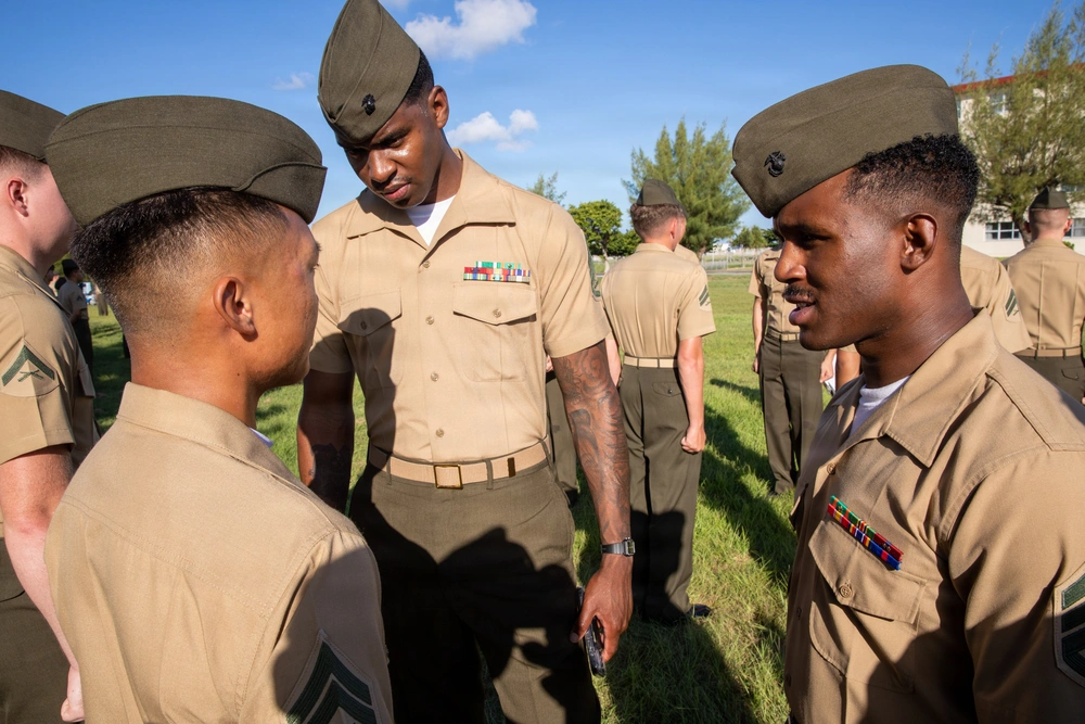 DVIDS - Images - 3rd Maintenance Battalion Uniform inspection [Image 5 ...