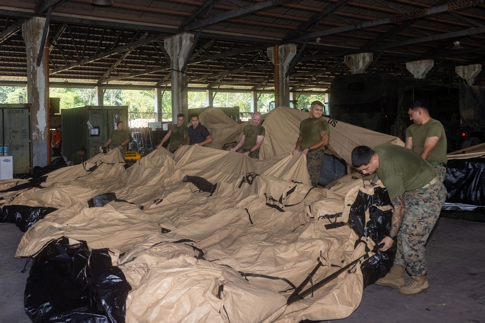 DVIDS - Images - MRF-SEA Marines Establish Command Operations Center ...