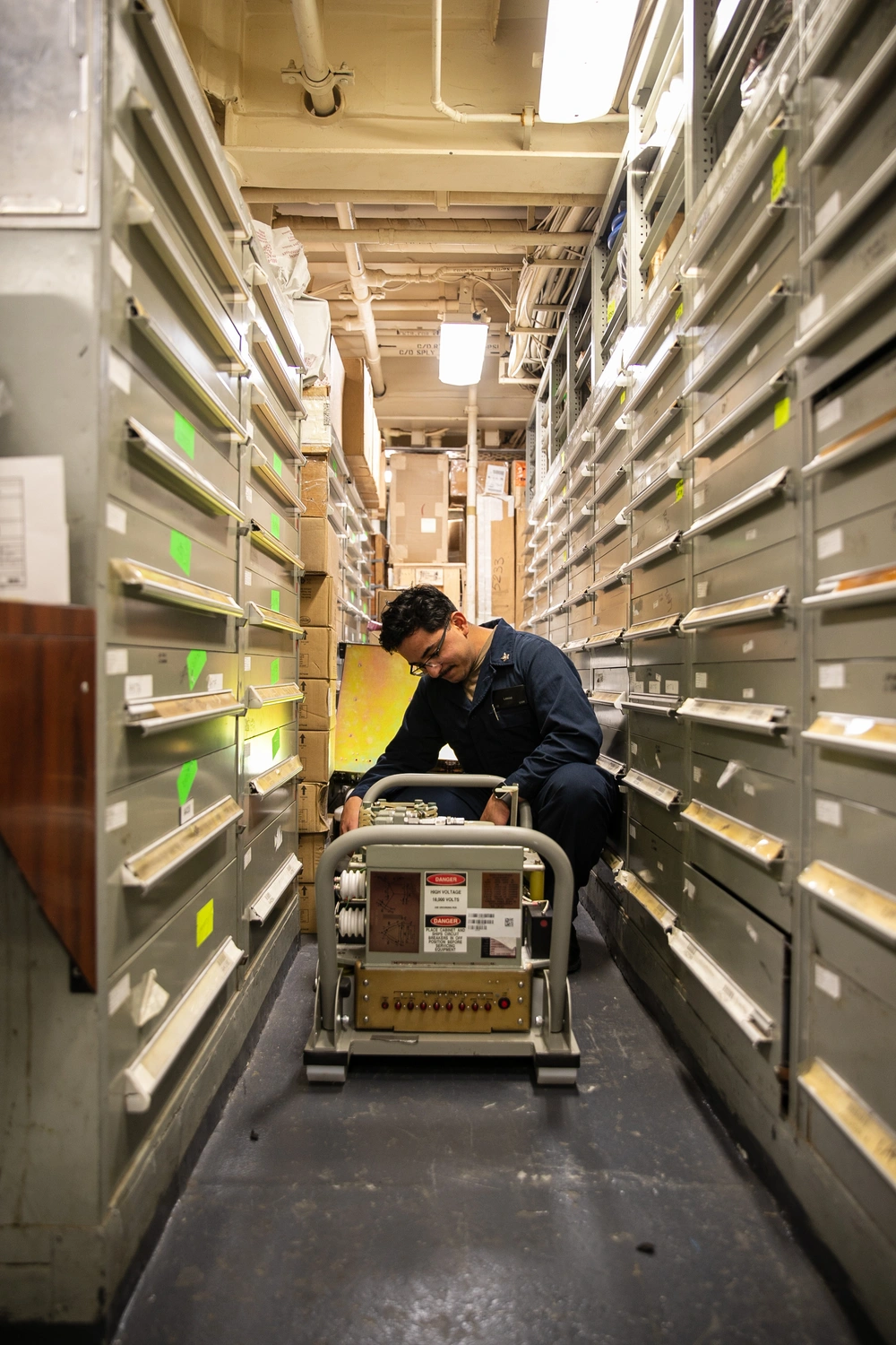 DVIDS - Images - USS Mitscher (DDG 57) takes inventory in logistics ...