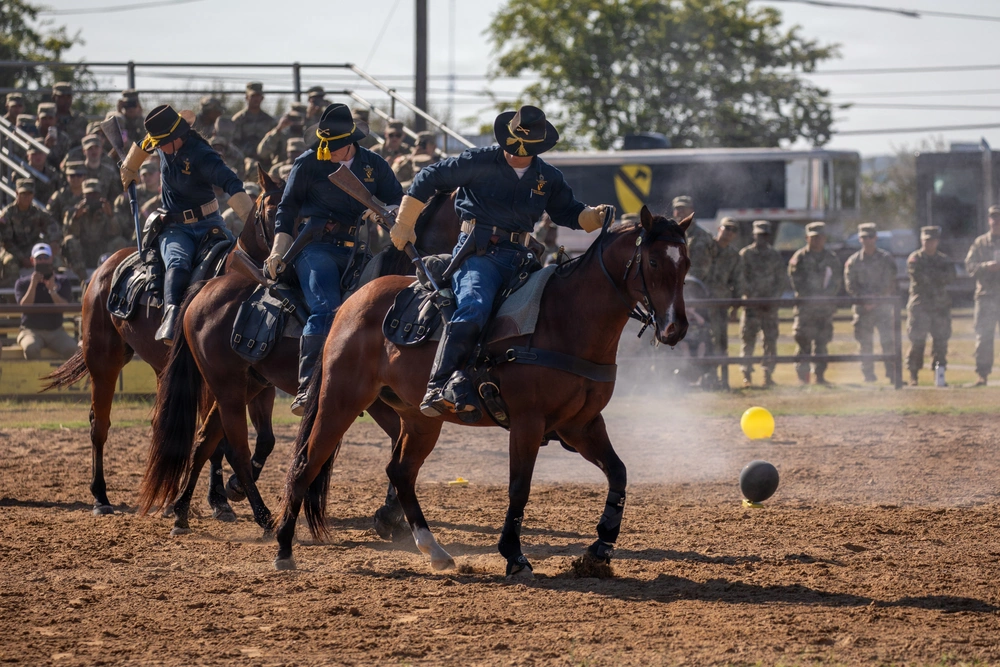 DVIDS - Images - Horse Cavalry Detachment Keeps Army Tradition [Image 3 ...