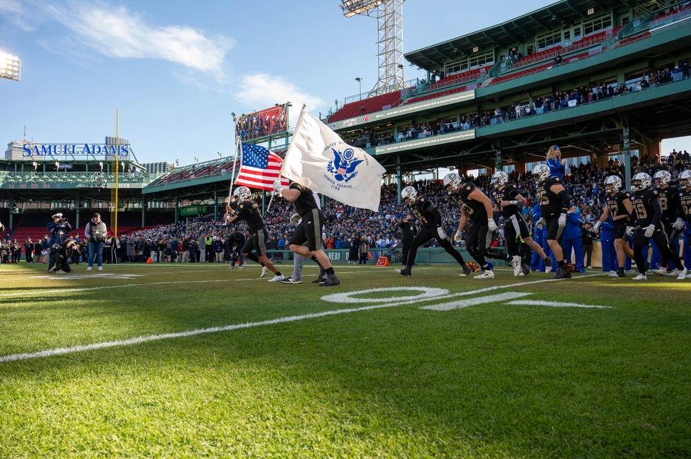 DVIDS - Images - 54th Secretaries' Cup at Fenway Park [Image 5 of 6]