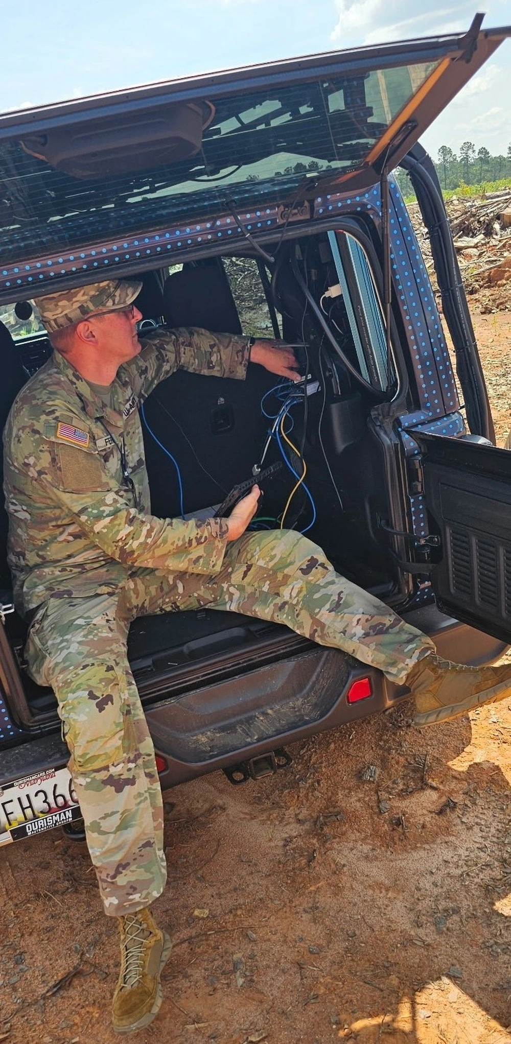 DVIDS - Images - 75th USARIC data teams evaluate emerging Army ...