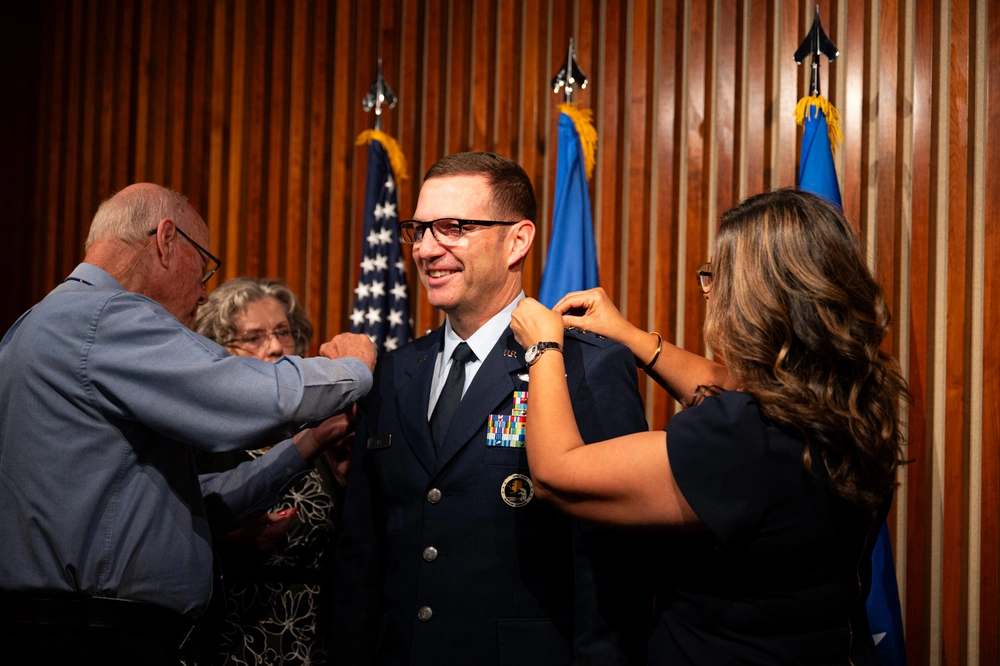 DVIDS - Images - Robert Davis Promotes to Lt. Gen. [Image 6 of 10]