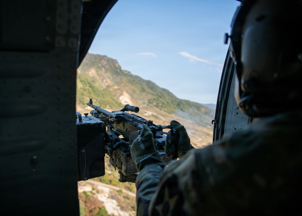 DVIDS - Images - 2-2 AHB Aerial Gunnery [Image 9 of 9]