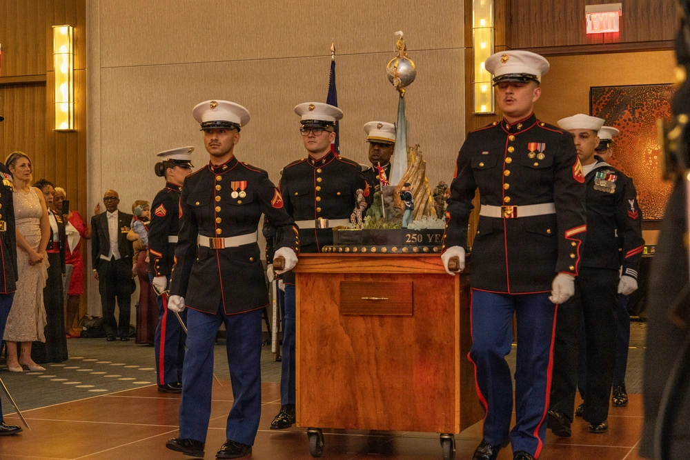 DVIDS - Images - Wounded Warrior Regiment 250th Marine Corps Birthday ...